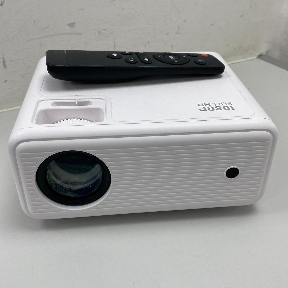 Pre-owned ClokoWe Mini Projector faulty - Own4Less